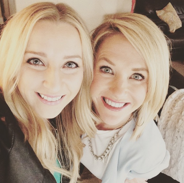 "Cue the Conversation" Interview with Nicea DeGering - Freebies2Deals